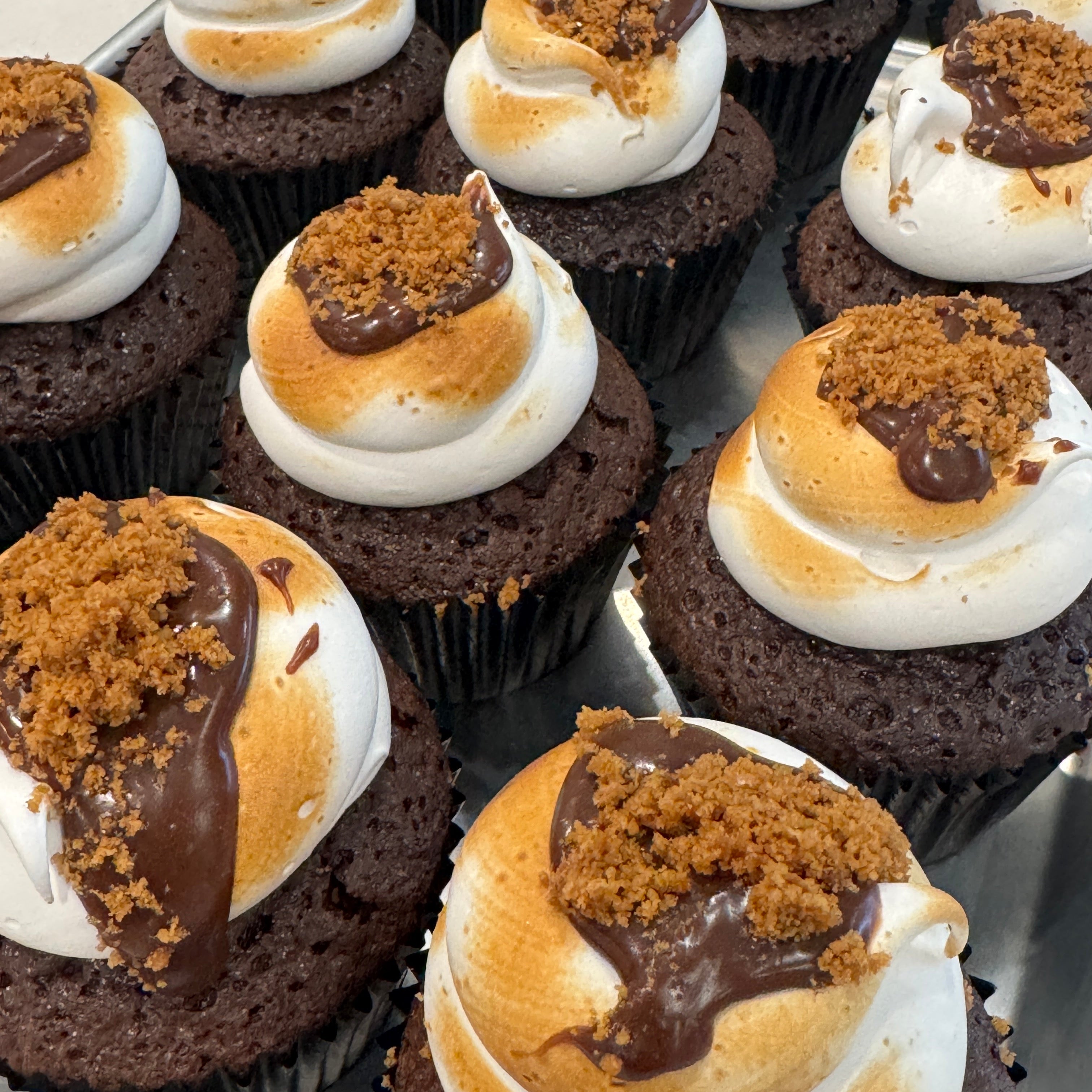 Biscoff Cupcake | Sugar Rush Bakery – Sugar Rush Bakery Cupcakes Cakes